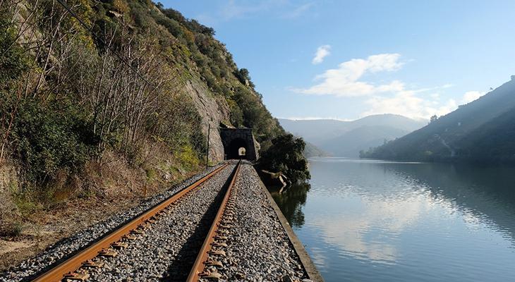 Linha do Douro | Infraestruturas de Portugal